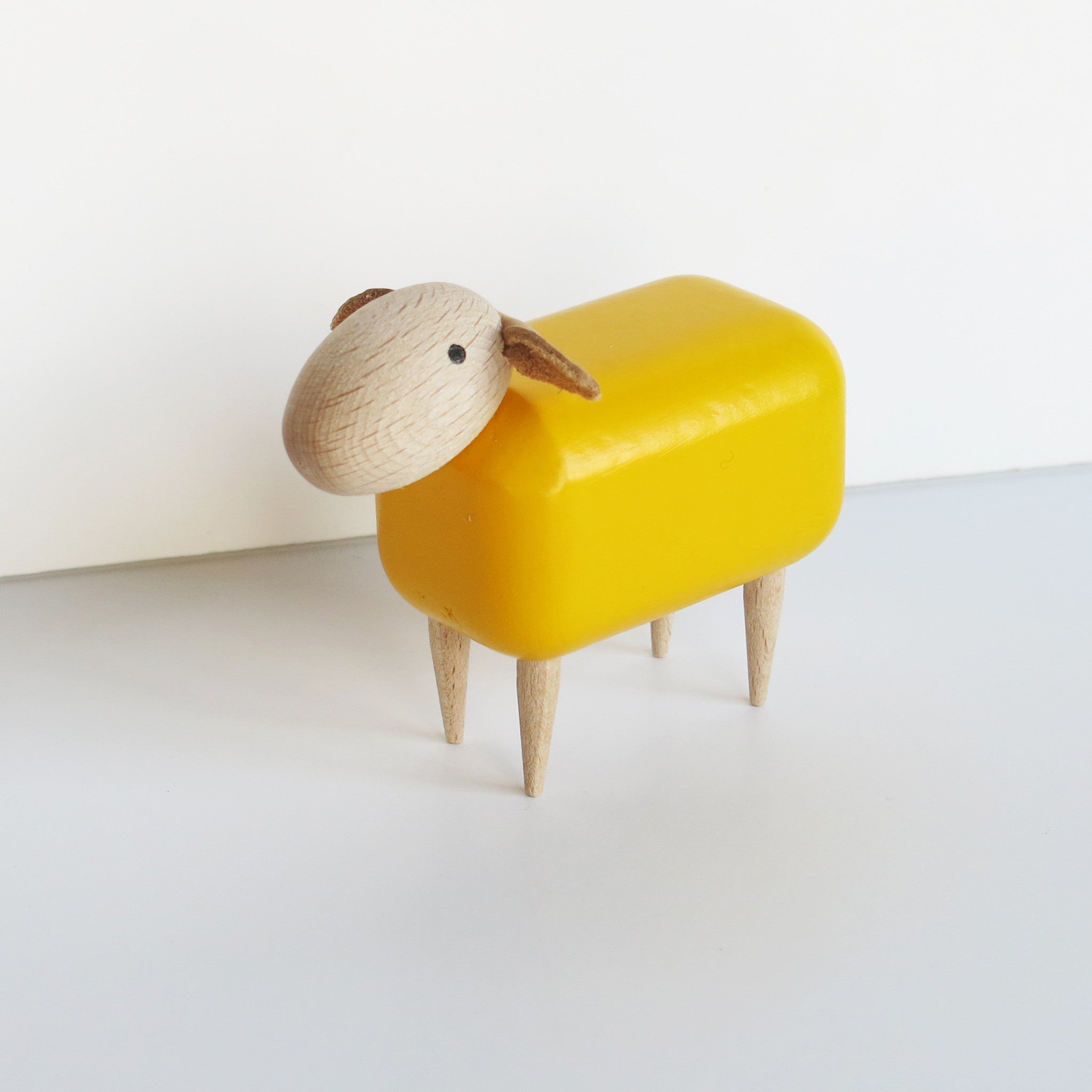 20% OFF Multi-coloured Mini Sheep — Thorsten van Elten